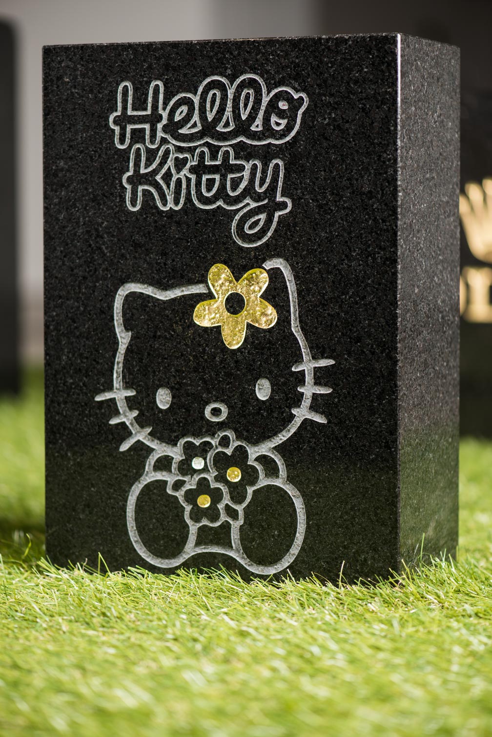 Jani Leinonen » Death of Hello Kitty